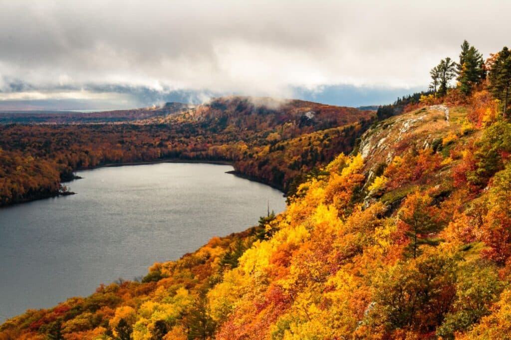 Discover the Magic of Fall Colors in the Porcupine Mountains: Ultimate ...